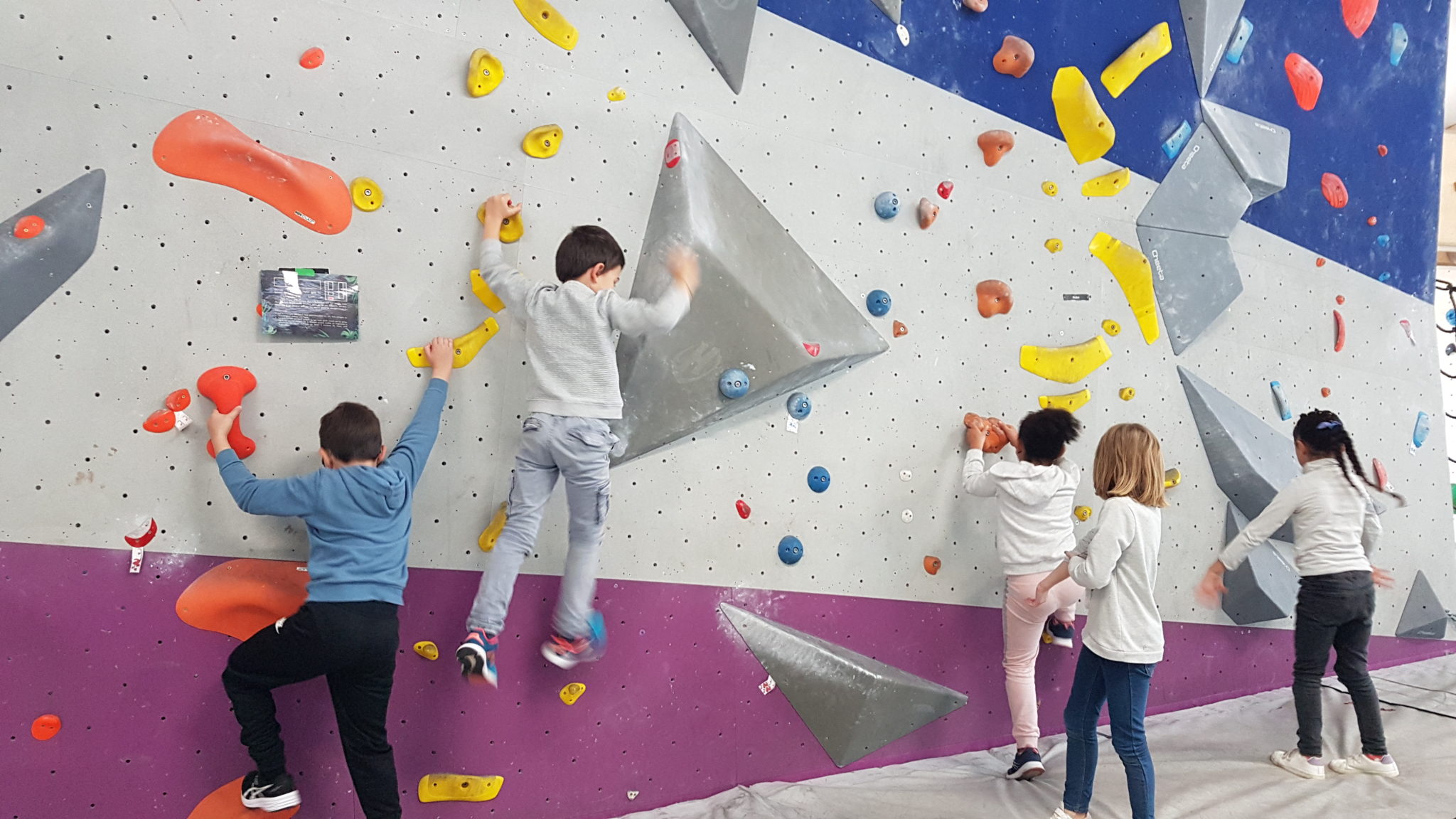 Initiation au bloc d’escalade – Ecole Marcel callo NANTES